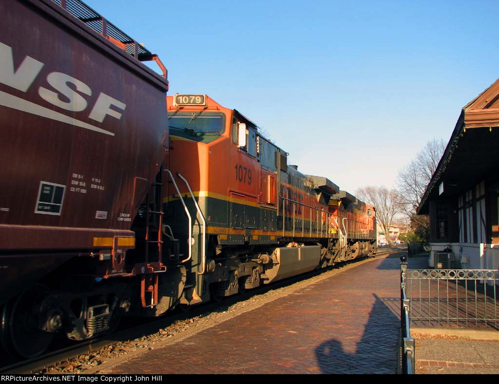 110411014 Eastbound BNSF Manifest